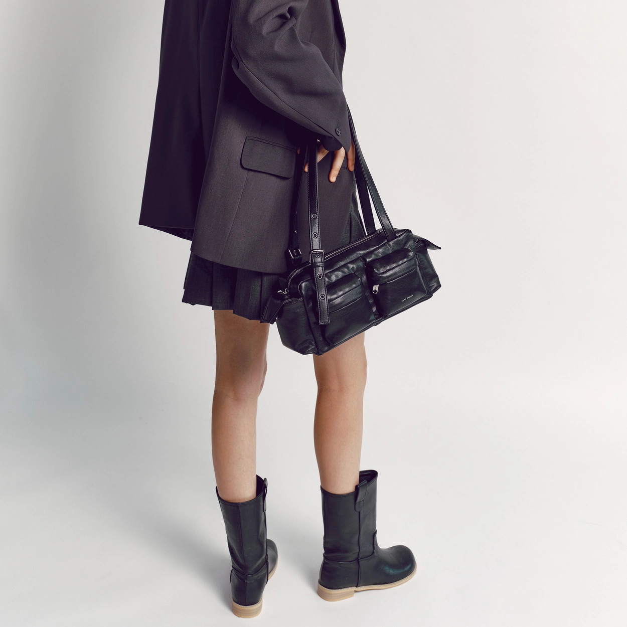 SAMO ONDOH pocket utility bag M