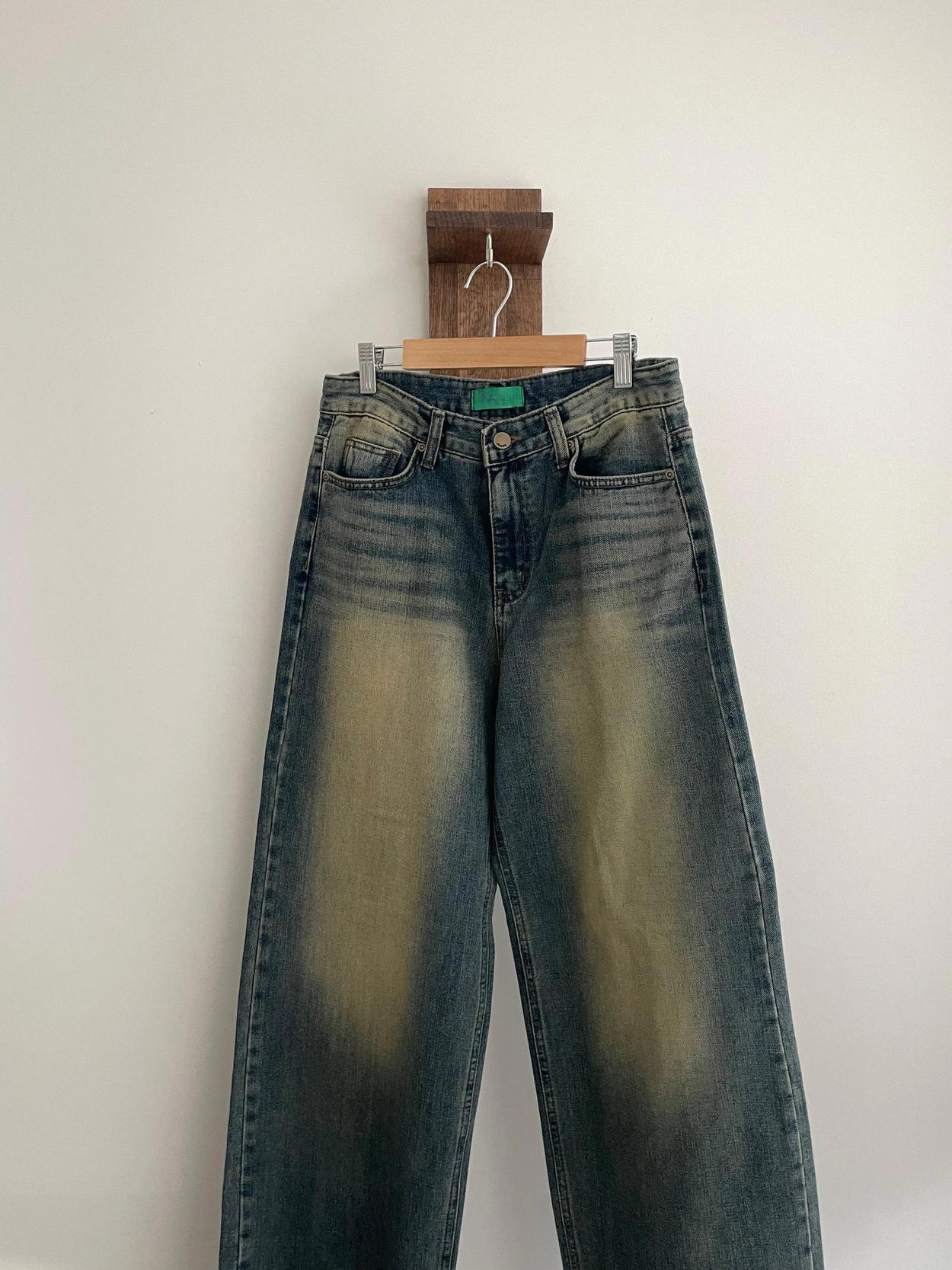 ストレートデニムパンツ | ファッション通販サイト NUGU ストレートデニムパンツ | ファッション通販サイト NUGU